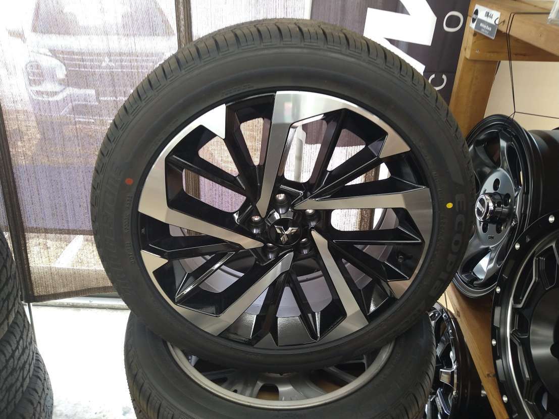 アウトランダーPHEV 新車外し 255/45R20+アルミホイール 4本set D5 アウトランダー等に 春日部引取限定(ラジアルタイヤ)｜売買されたオークション情報、yahooの商品情報を ...