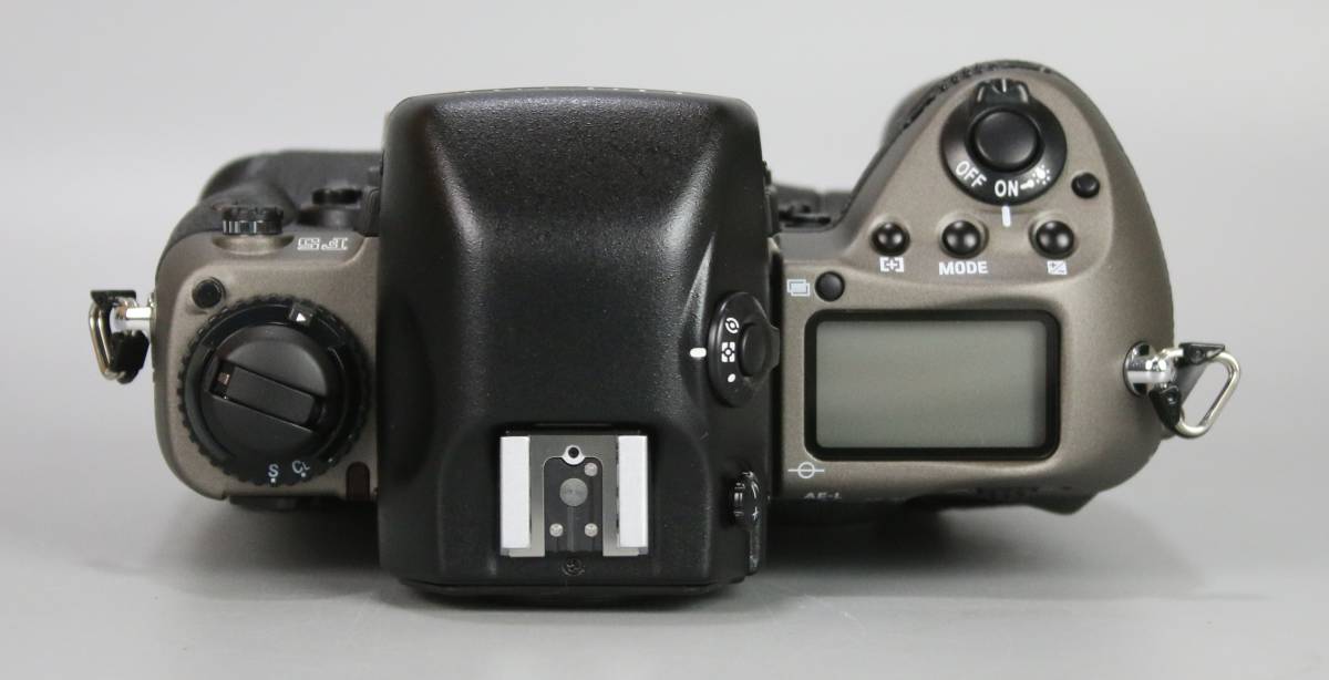 AZ-560 保管品 Nikon ニコン F5 50周年 モデル 本体 元箱 取説 ストラップ ジャンク 現状渡し 通電不可 フイルム カメラ ...