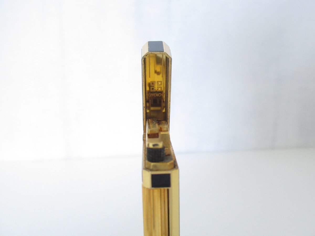 送料185円 GIVENCHY ジバンシー ローラーガスライター 喫煙具 ブラック×ゴールド 箱付き W0087(ガスライター)｜売買された ...