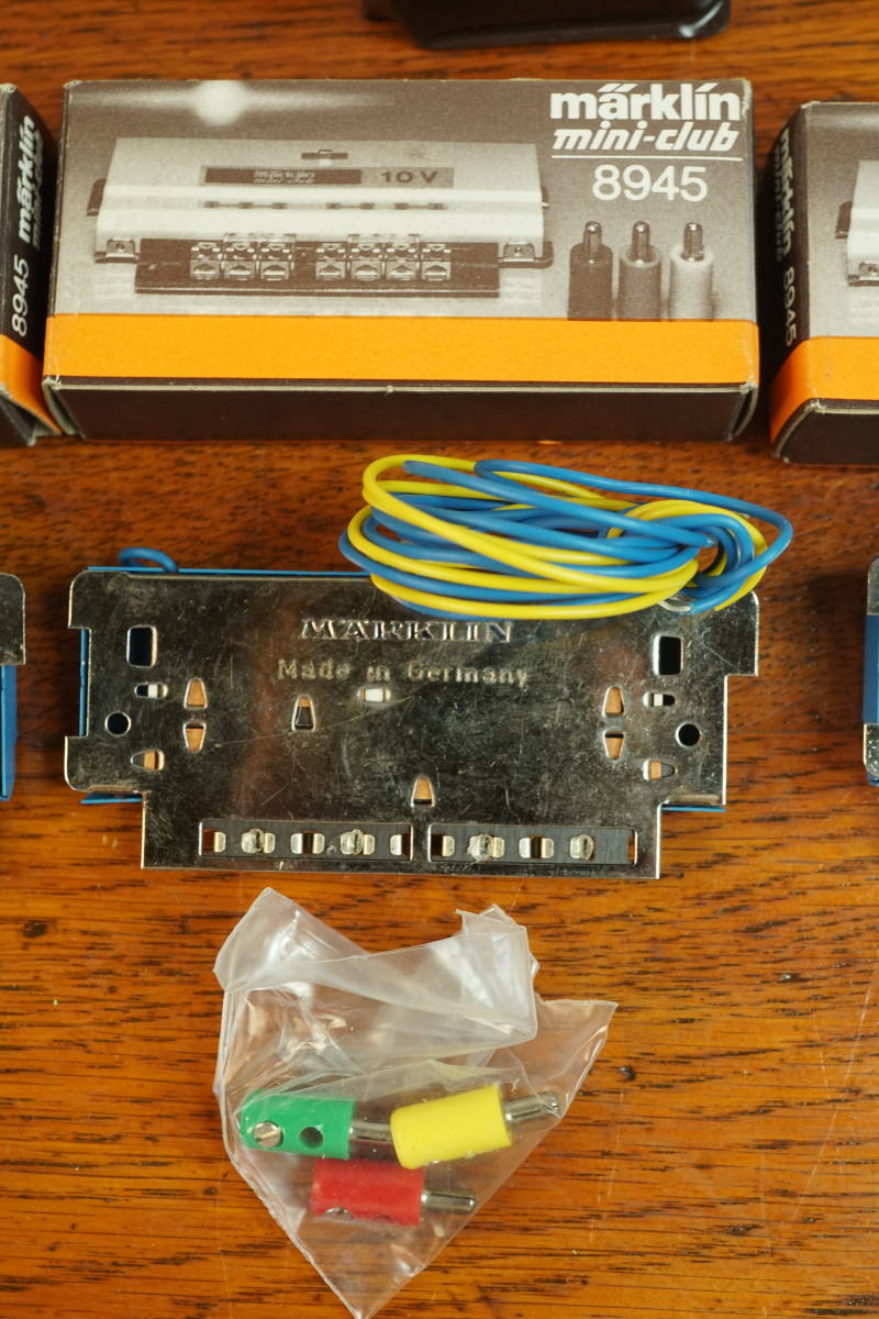 T03 Marklin mini-club メルクリン 8945 3箱 おまけに 8503 Made in West Germany 動作未確認 現状 ジャンク扱 特価スタート(Zゲージ ...