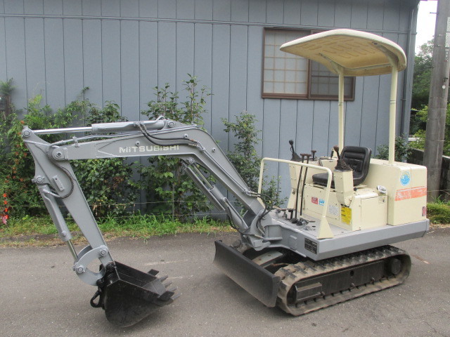 三菱ME15 ミニユンボ ディーゼル 油圧ショベル稼働2343h(建設機械、重機)｜売買されたオークション情報、yahooの商品情報を ...