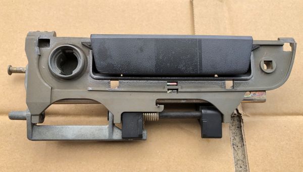 BMW E36 純正パーツ 51211960801 51211977669 フロント左ドアハンドルアウター 318i 318is 318ti ...