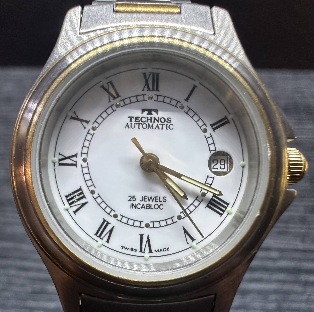 腕時計 TECHNOS AUTOMATIC 25 JEWELS INCABLOC STAINLESS STEEL SWISS 3ATM テクノス 48.2g 自動巻 稼動品 5D35WA ...
