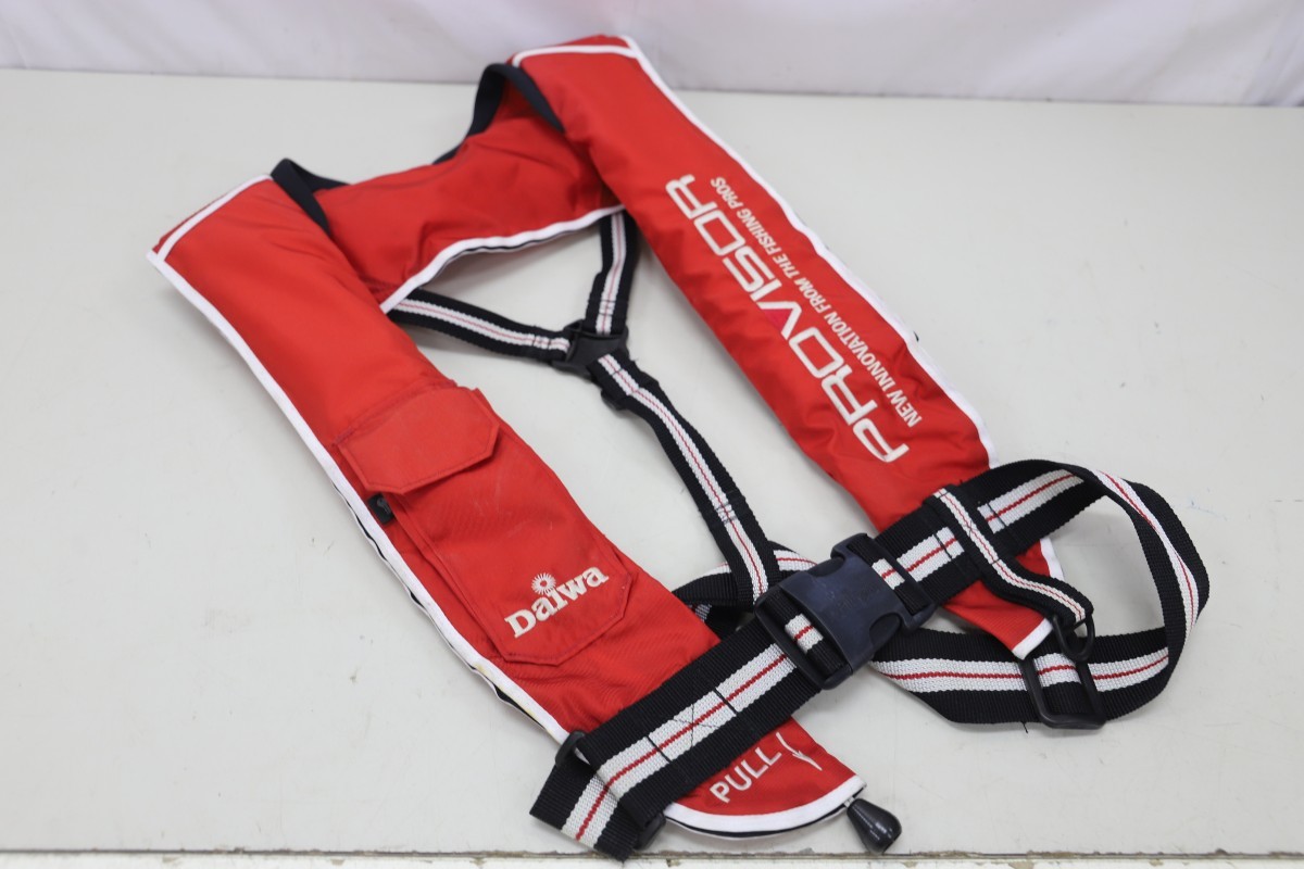 Daiwa ダイワ XVX ライフジャケット 救命胴衣 XF-2112 BJ-1711型 桜マークあり 赤 レッド C0375(ライフジャケット)｜売買されたオークション情報、yahooの商品 ...