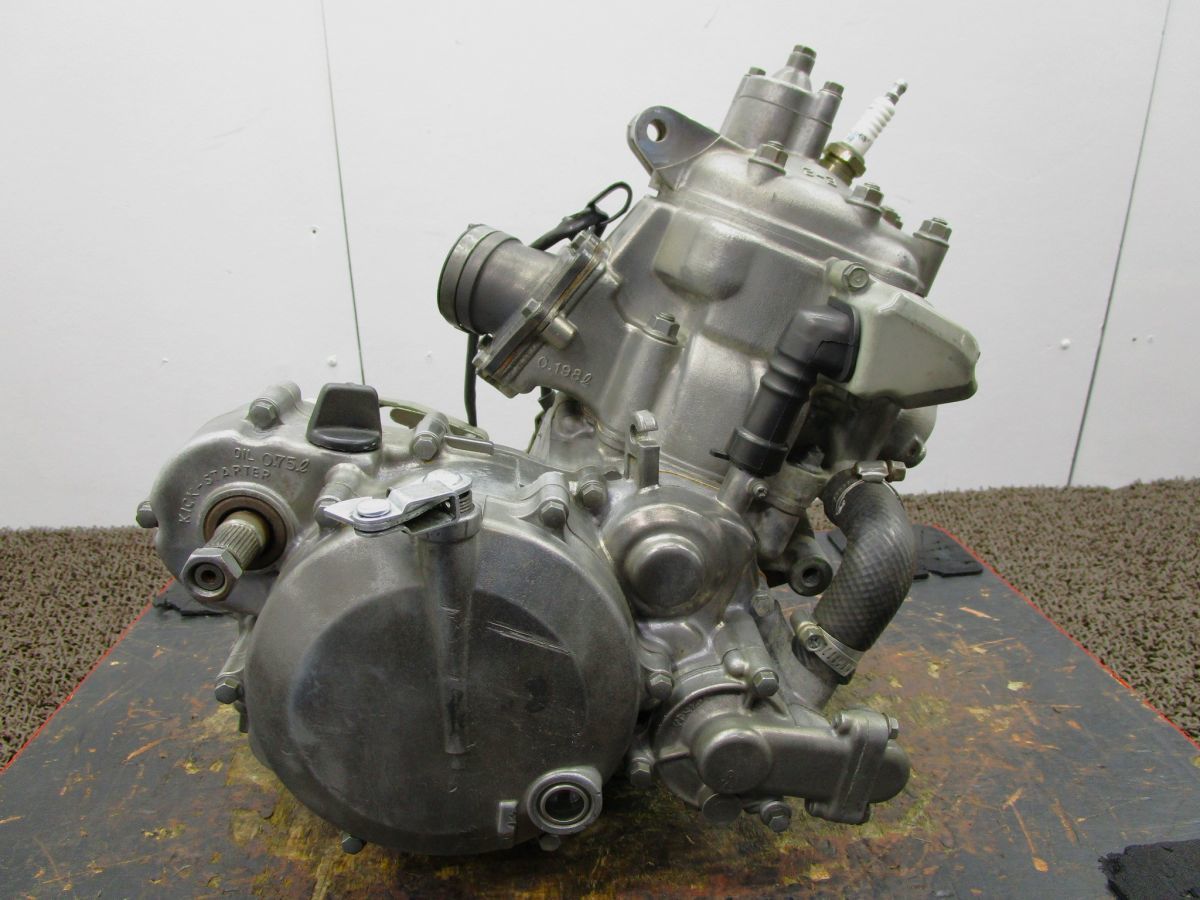 KDX200R エンジン E718 DX200E 始動確認済み OH素材に カワサキ DX200EE(エンジン本体)｜売買されたオークション情報、yahooの商品情報をアーカイブ公開 ...