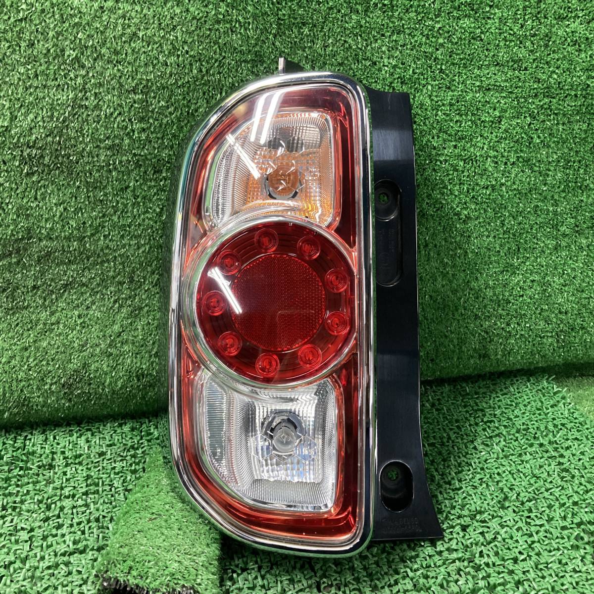 フレアクロスオーバー XG MS31S 左 テールランプ テールライト トーカイデンソー 35603-65P0 LED A1507 ...