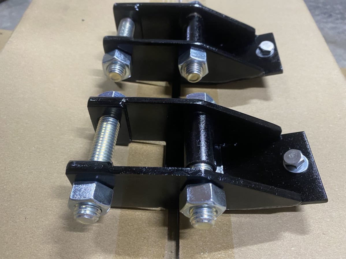 l150 l250 l350 l235 ワンオフ トラクション ブラケット(その他)｜売買されたオークション情報、yahooの商品情報をアーカイブ公開 - オークファン（aucfan.com）