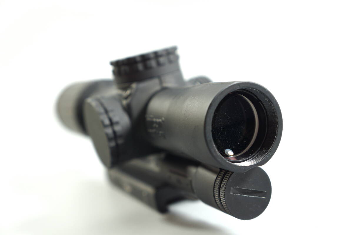 実物 Trijicon VCOG 1-6x24 赤 VC16-C-1600001 Leupold PEQ PVS PSQ ATPIAL ptw ...