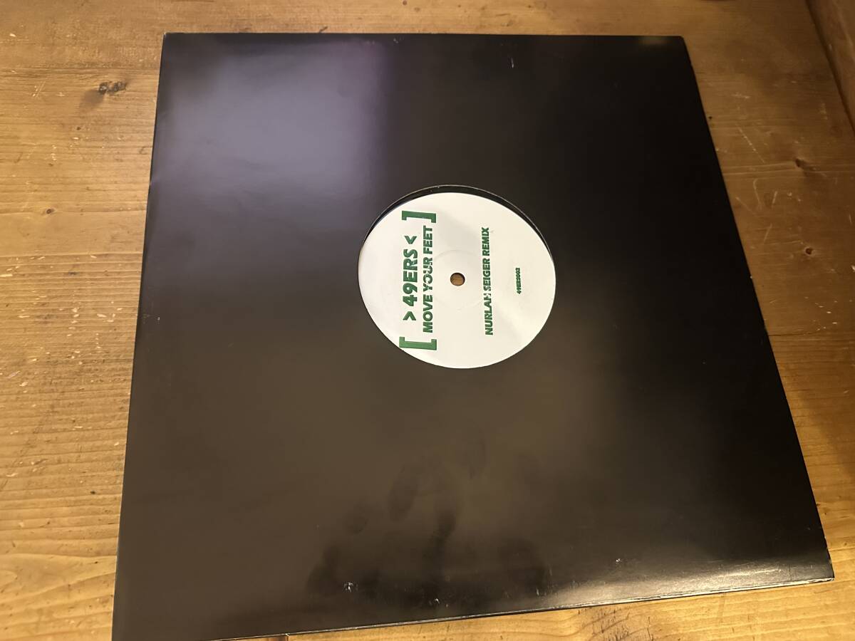 12” Chanelle / 49ers / One Man Hank Scorpio Remix / Move Your Feet ...