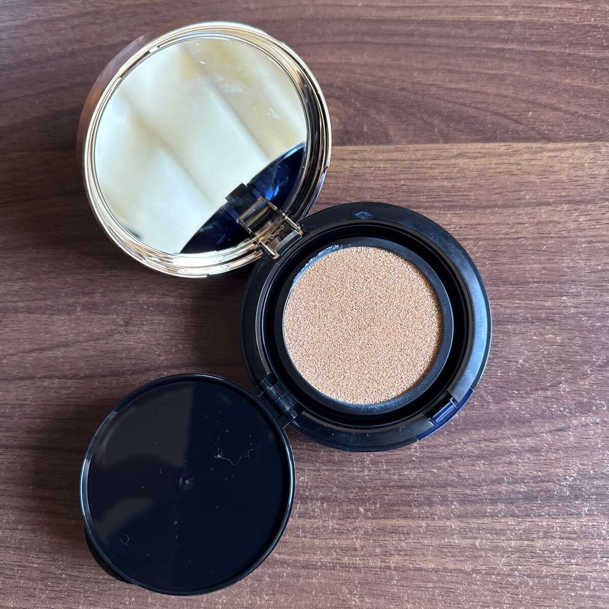 HARIAR ハリアス クッションファンデーション ベージュ 3〜4回使用(ファンデーション)｜売買されたオークション情報、yahooの商品 ...