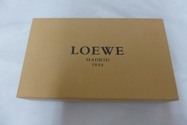 14 LOEWE ロエベ アマソナ 緑長財布 超 箱 袋付き(財布)｜売買されたオークション情報、yahooの商品情報をアーカイブ公開 - オークファン（aucfan.com）