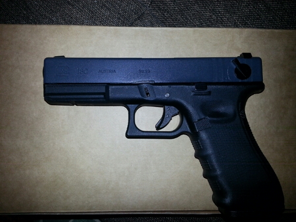 WE グロック18C(ガスガン)｜売買されたオークション情報、yahooの商品情報をアーカイブ公開 - オークファン（aucfan.com）