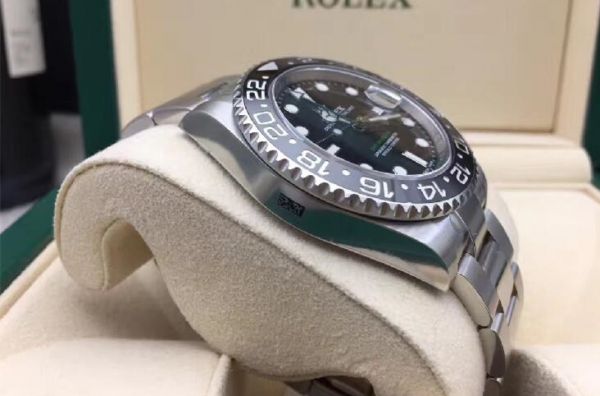 NOOB GMT MASTER 116710LN RX1617 28800振動 1:1 完全稼働(3針＋カレンダー)｜売買されたオークション情報、yahooの商品情報をアーカイブ公開 ...