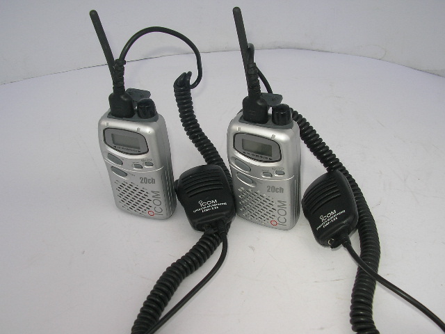 ICOM アイコム IC-4008 2台セット ハンディトランシーバー(ハンディ)｜売買されたオークション情報、yahooの商品情報を ...