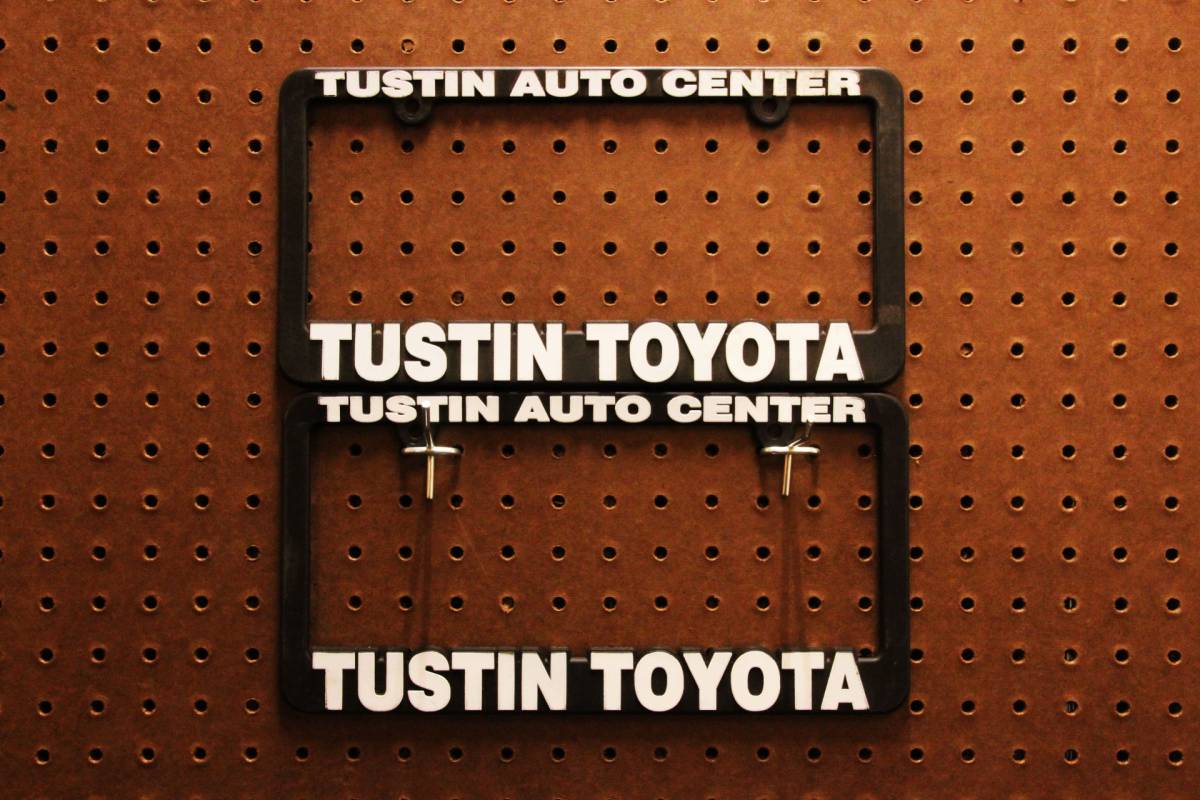 TUSTIN AUTO CENTER TUSTIN TOYOTA 2枚セット ライセンスフレーム USDM USA CA アメリカ雑貨(その他 ...