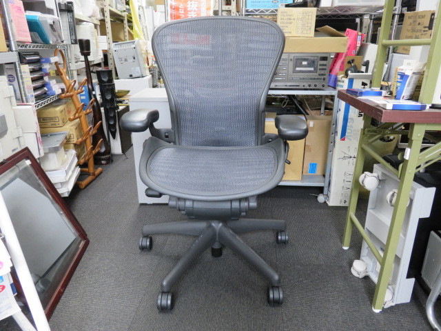 ST310 HermanMille AE113AWB-0012 PJG1BBBK4M02 アーロンチェア 現状販売(ハーマンミラー)｜売買され ...