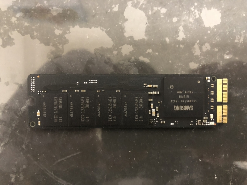 超高速 Apple純正 PCIe SSD 512GB MZ-JPU512T/0A6 MacBook Air Mid2013 Early2017 ...