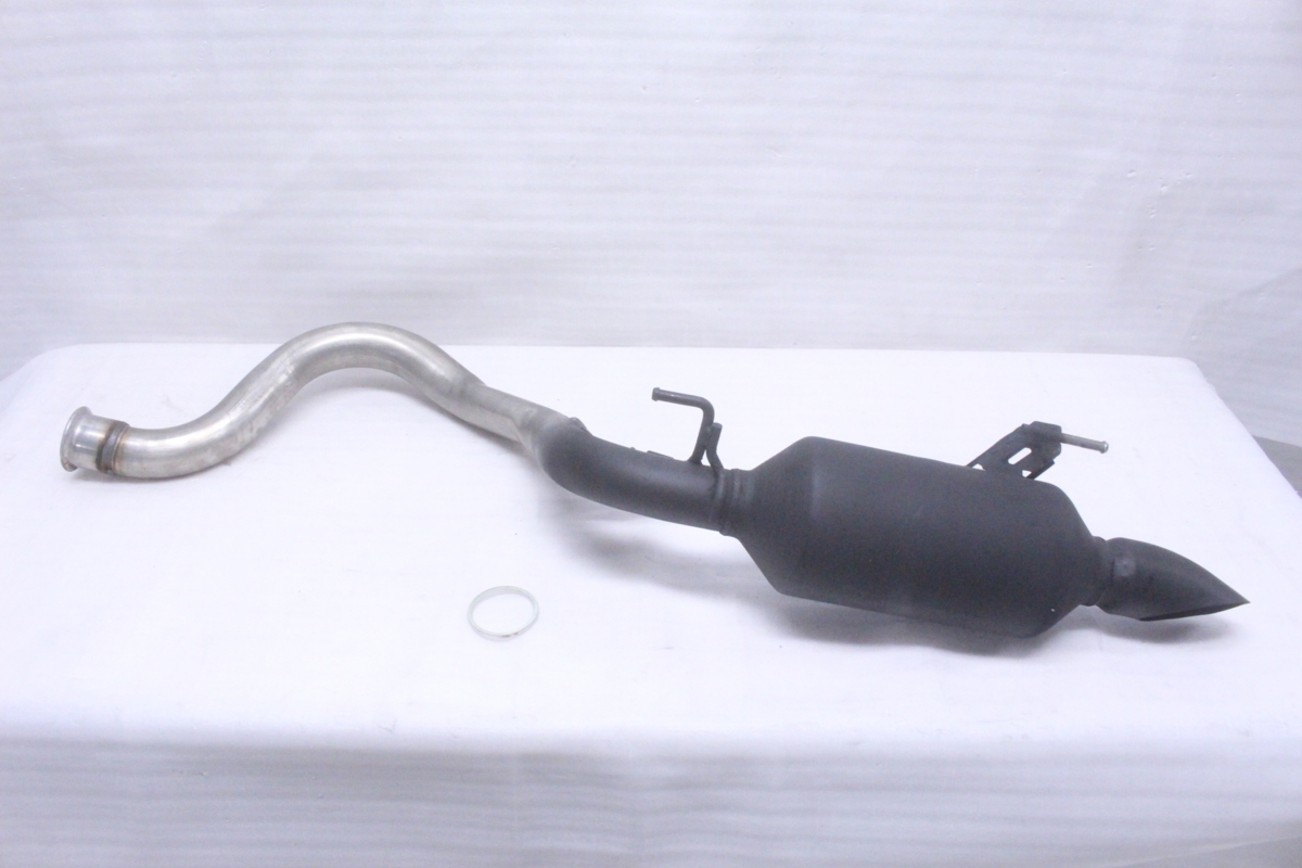 8Y-1133 純正 200系 ランドクルーザー マフラー 17430-38551 トヨタ(純正品)｜売買されたオークション情報、yahooの ...