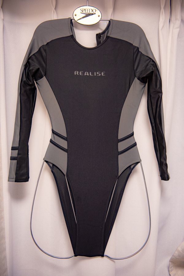 ジャンク品 realise リアライズ 競泳水着 N-151 M Black 18121001(ワンピース)｜売買されたオークション情報 ...