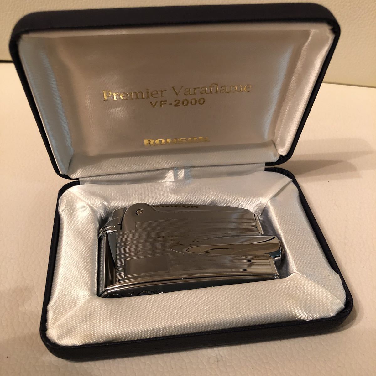 RONSON Premier Varaflame VF-2000 ロンソン プレミア ヴァラフレーム ガスライター(ロンソン)｜売買されたオークション情報、yahooの商品情報をアーカイブ公開 ...