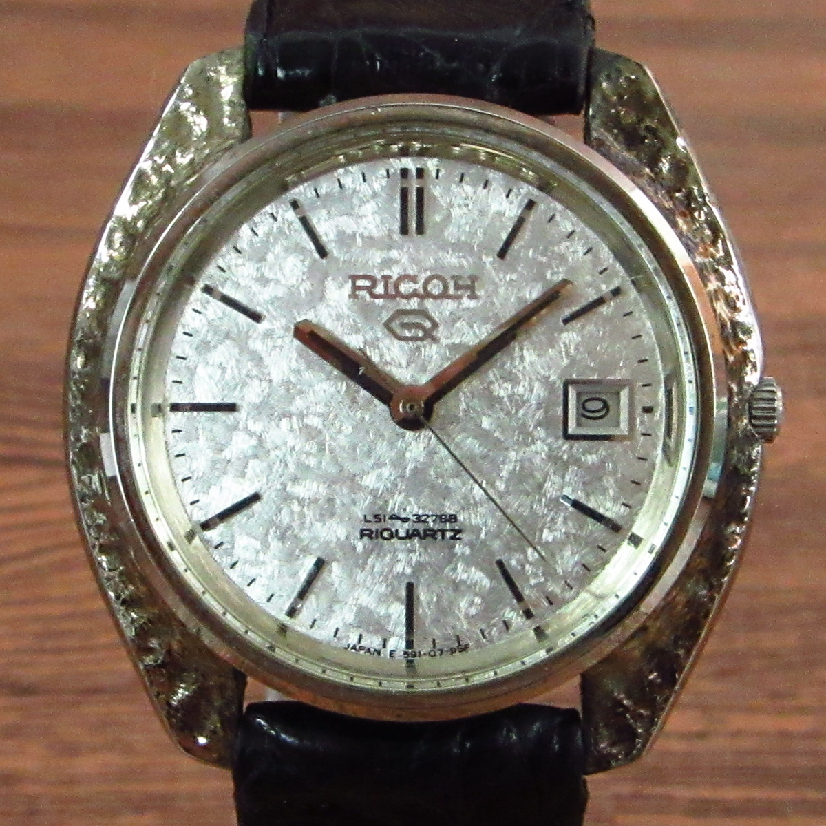 RICOH RIQUARTZ 腕時計 L51 32788 591007 SILVERケース クオーツ デイト リコー 動作未確認 東E(その他 ...