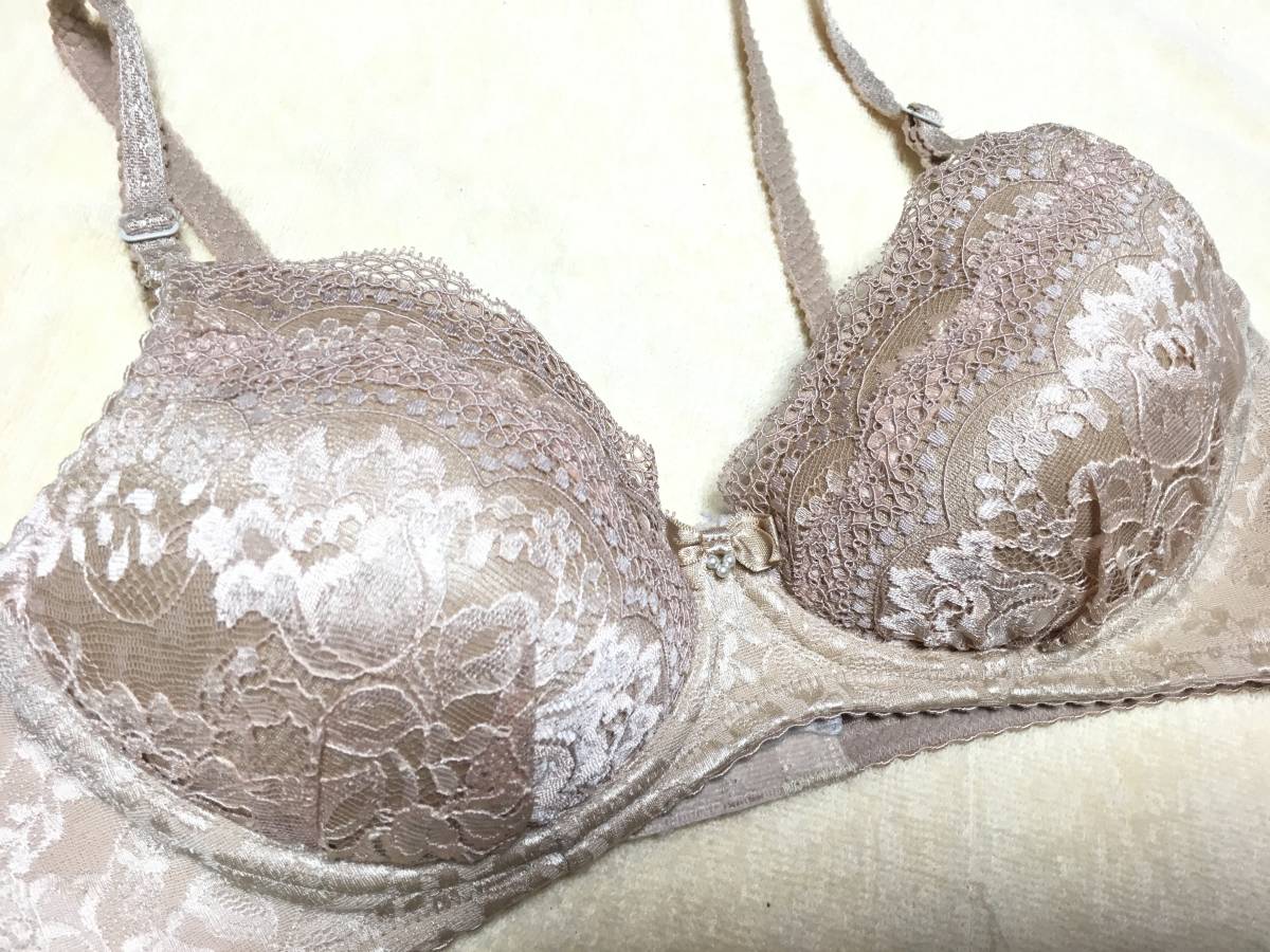 11 タンス整理品 補正下着 ポーラ 総レース 大人 熟女系 ベージュ色ブラジャー A75(Aカップ以下)｜売買されたオークション情報、yahooの商品情報をアーカイブ公開 - オークファン ...
