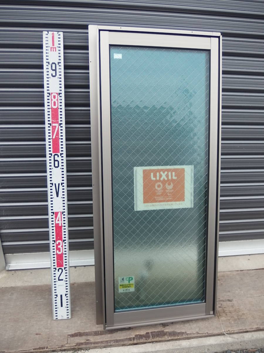 在庫品 アルミサッシ 防犯 LowE ペアガラス 縦すべり出し窓 オペレーター 03309 03609 L シャイングレー ①(窓、サッシ)｜売買されたオークション情報、yahooの商品情報を ...