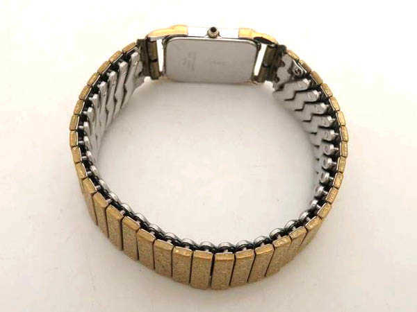 1円 ジャンク品 イヴ サンローラン 2200-224027 クォーツ レディース腕時計 ゴールド色 BR362(その他)｜売買された ...