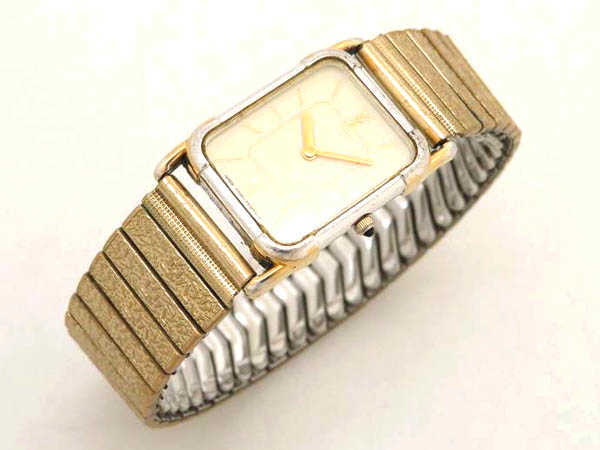 1円 ジャンク品 イヴ サンローラン 2200-224027 クォーツ レディース腕時計 ゴールド色 BR362(その他)｜売買された ...