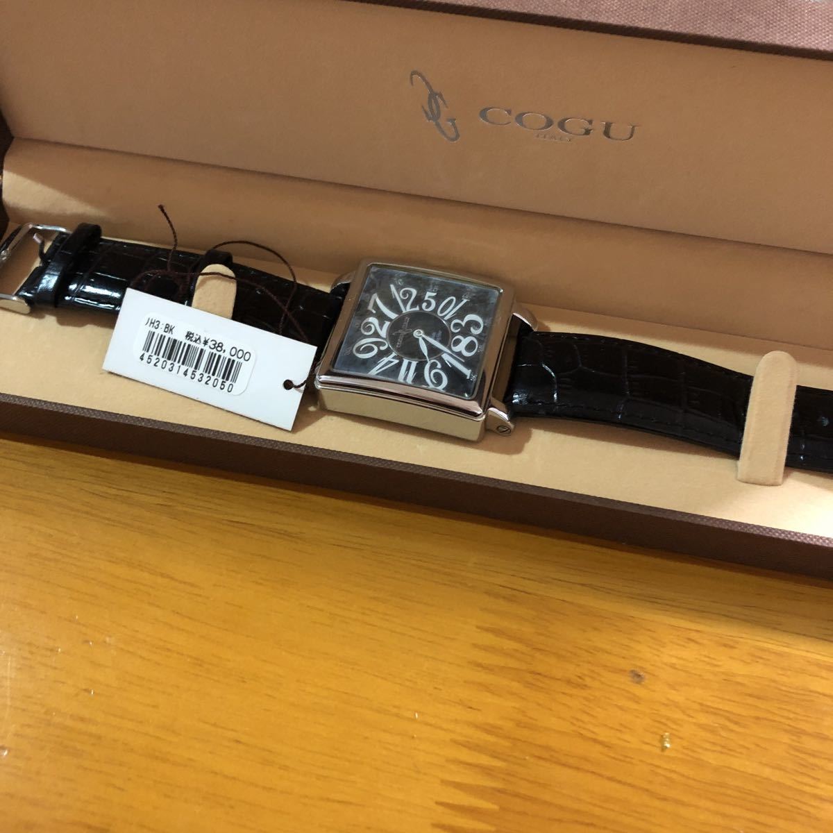 コグ/COGU/ITALY/メンズ腕時計/定価38000(2針（時、分）)｜売買されたオークション情報、yahooの商品情報をアーカイブ公開 ...