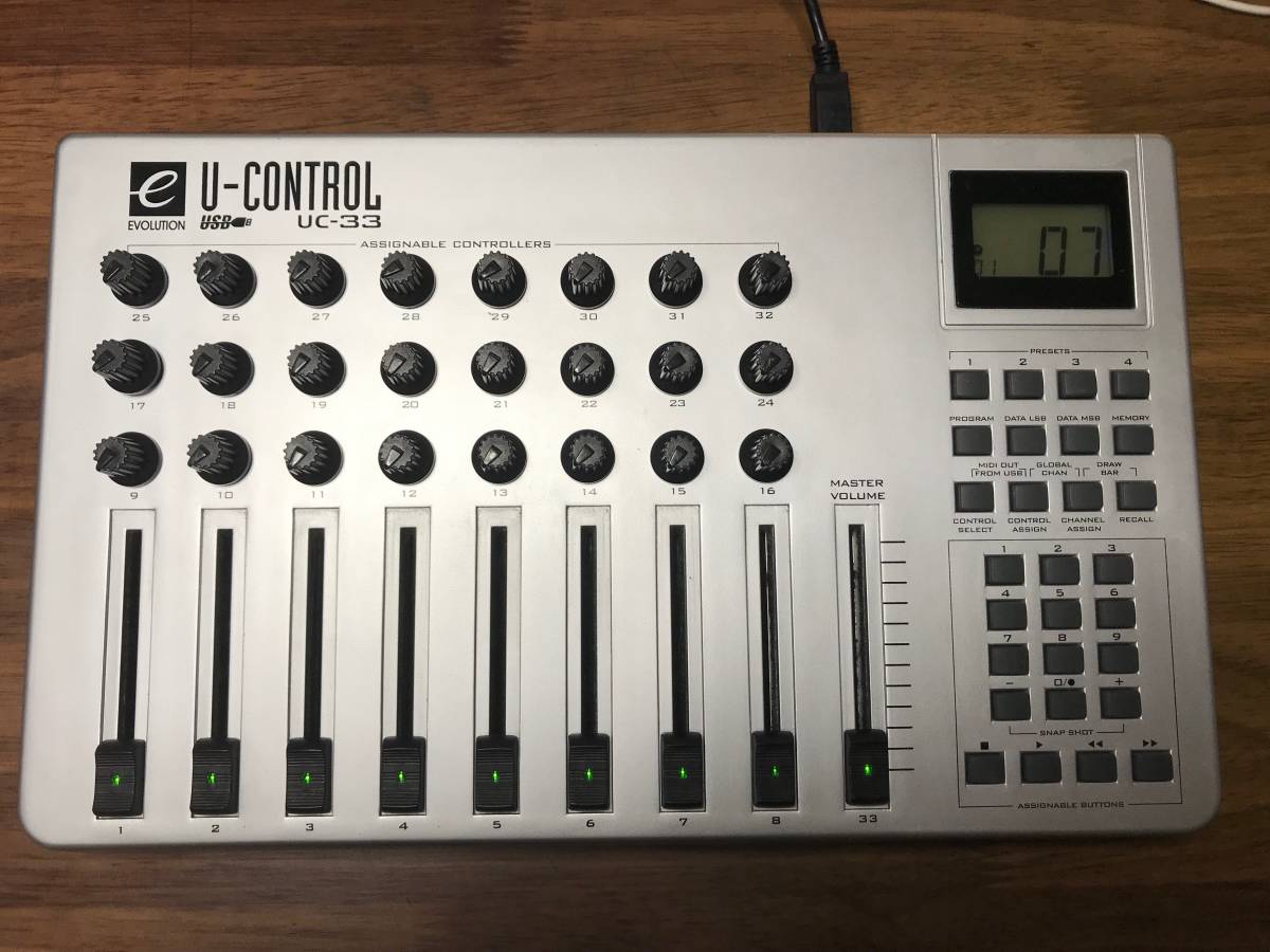 EVOLUTION U-CONTROL UC-33 注意事項あり(MIDIキーボード、コントローラー)｜売買されたオークション情報、yahoo ...