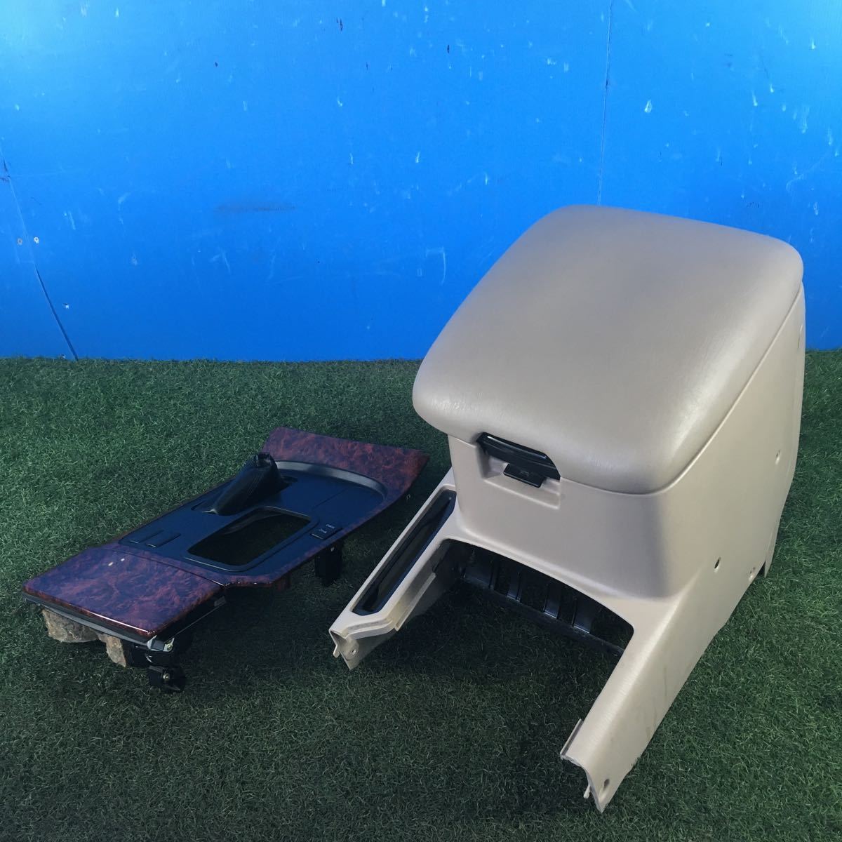 トヨタ ランドクルーザー100 純正センターコンソール シフトパネル付き RT-1101(トヨタ用)｜売買されたオークション情報、yahooの商品情報をアーカイブ公開 - オークファン ...