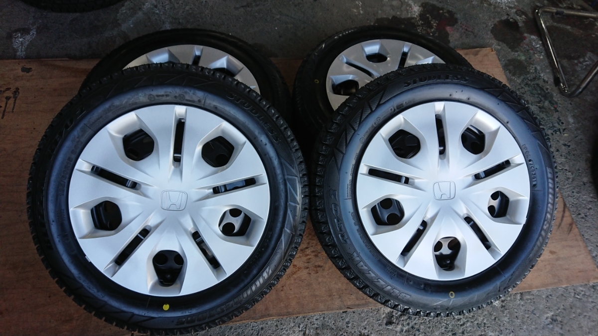HONDA インサイト 純正鉄ホイール4本セットスタッドレスタイヤ/Bridgestone BLIZZAK REVO2/185-60-15/2011/ホイールキャップ付/a88(スタッドレス ...