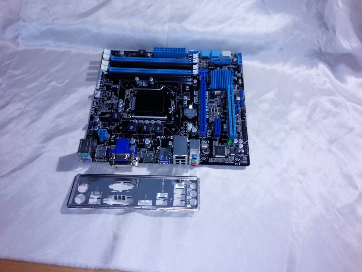 ASUS B75M-PLUS LGA1155 B75 MATX マザーボード(ASUSTeK)｜売買されたオークション情報、yahooの商品 ...