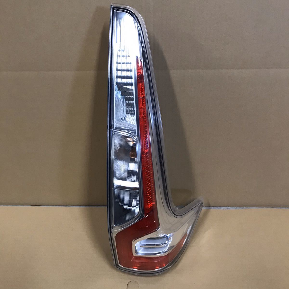 デイズハイウェイスター B21W 右 テールランプ イチコD176(テールライト)｜売買されたオークション情報、yahooの商品情報をアーカイブ公開 - オークファン（aucfan.com）