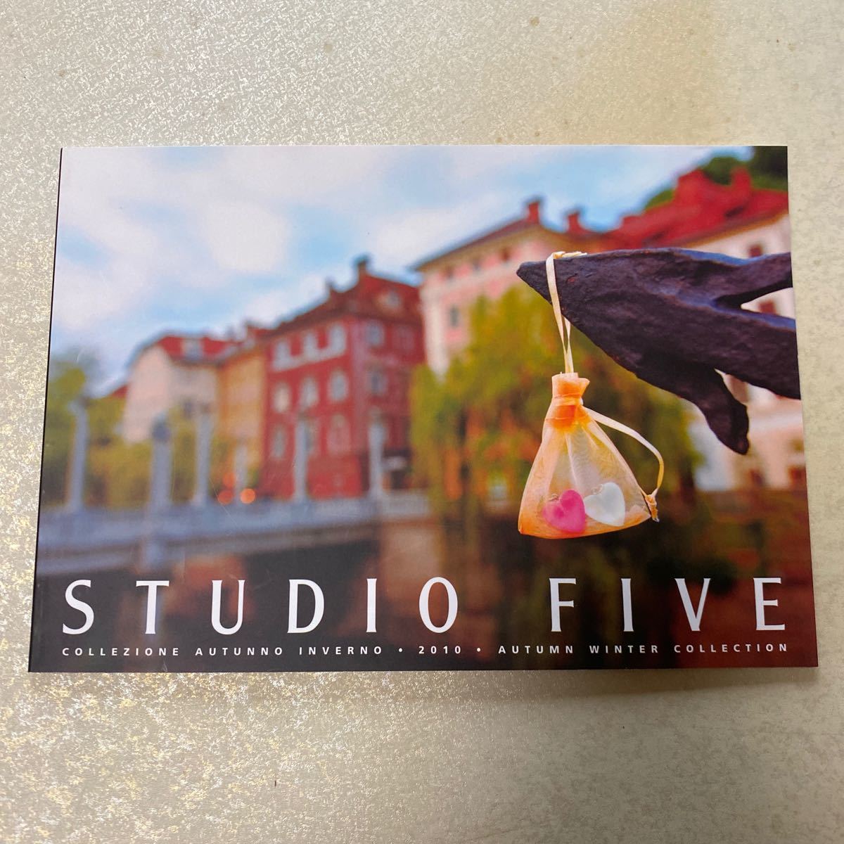 ワコール スタジオファイブ studio five 下着カタログ 2010秋冬(ファッション総合)｜売買されたオークション情報、yahooの商品情報をアーカイブ公開 - オークファン ...