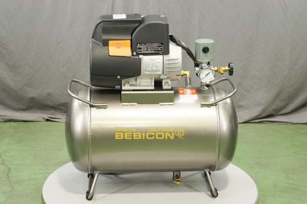 PG 2016年製年製 HITACHI 0.4LE-8T BEBICONベビコン OILFREE AIR COMPRESSOR オイルフリー ...