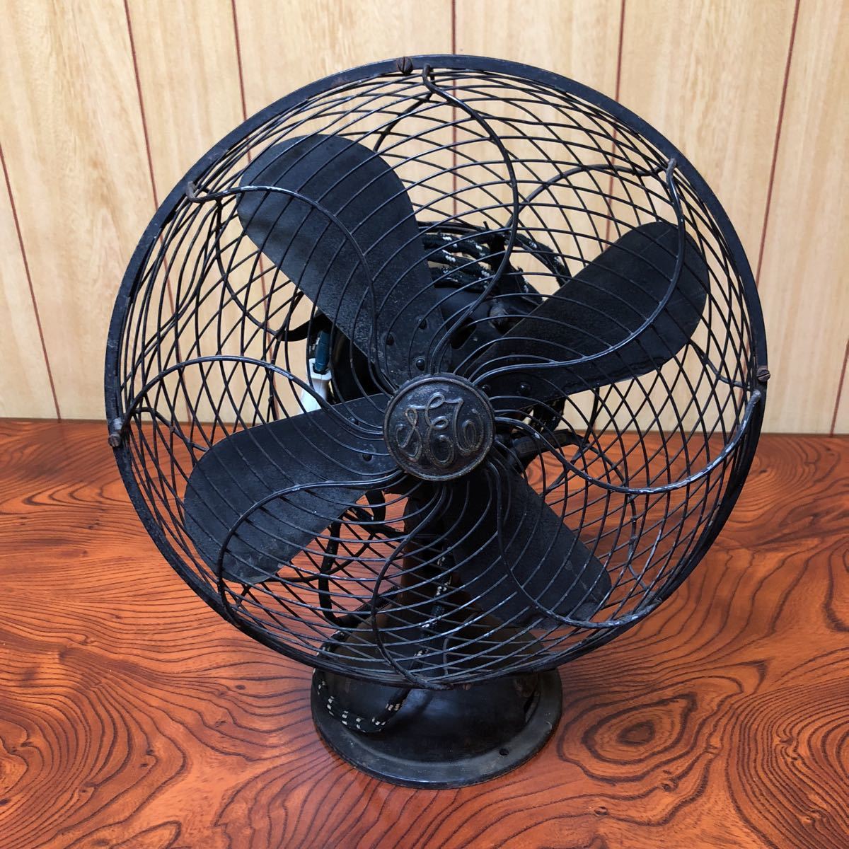 昭和レトロ アンティーク 扇風機 芝浦製作所 C-7032 ジャンク(扇風機)｜売買されたオークション情報、yahooの商品情報をアーカイブ ...