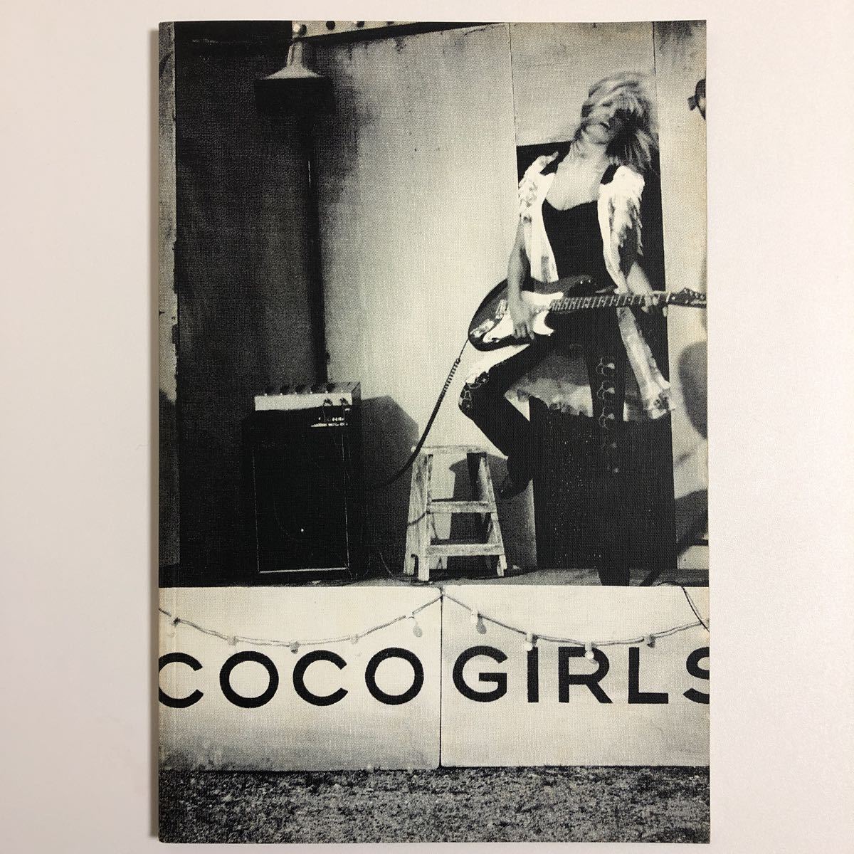 CHANEL シャネル PRET-A-PORTER AUTOMNE-HIVER 2002/2003 ヴィンテージ カタログ 写真 レア カール ラガーフェルド(シャネル)｜売買された ...