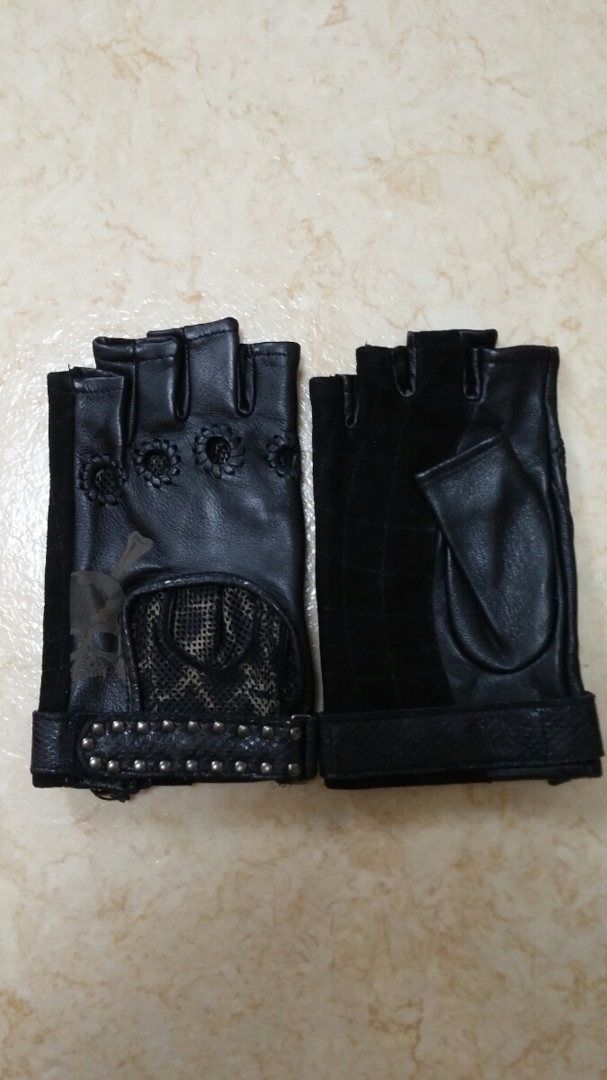 Roen ff15 フィンガーレスレザーグローブ 手袋 prompt プロンプト finalfantasy(ロエン)｜売買されたオークション ...