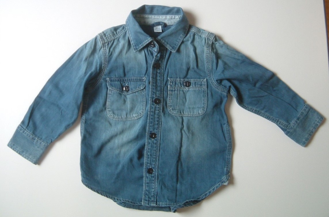 男児 GAP デニムシャツ 黒系 95㎝ 3years(長袖シャツ)｜売買されたオークション情報、yahooの商品情報をアーカイブ公開 - オークファン（aucfan.com）