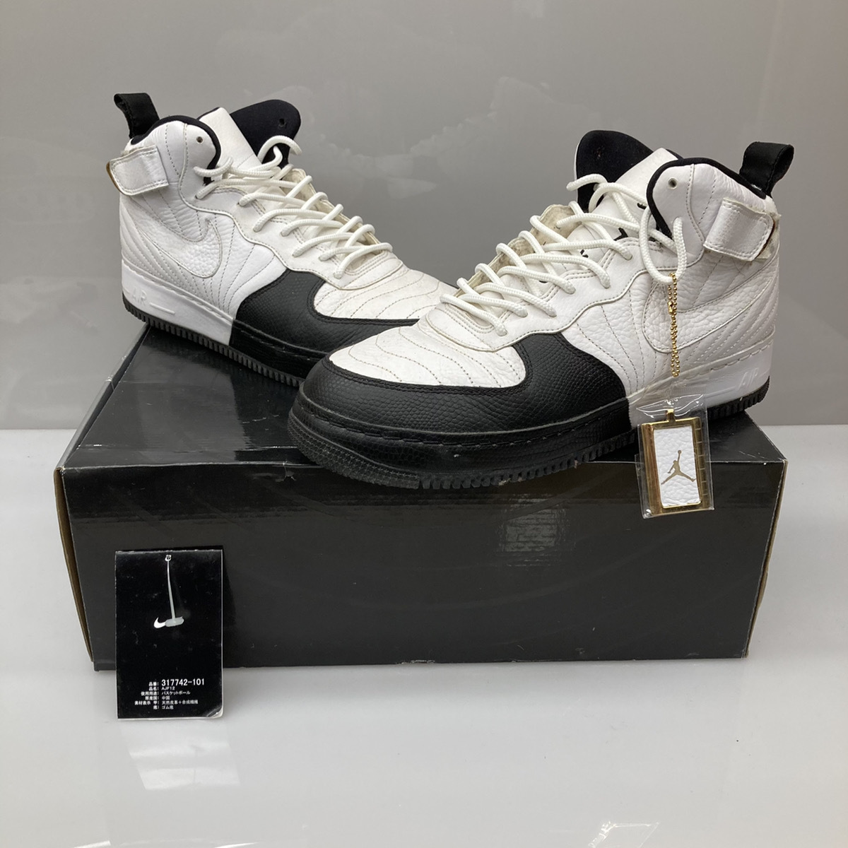 Nike ナイキ Air Jordan エアジョーダン AJF12 Force Fusion Taxi 12 XII 104(28.5cm ...