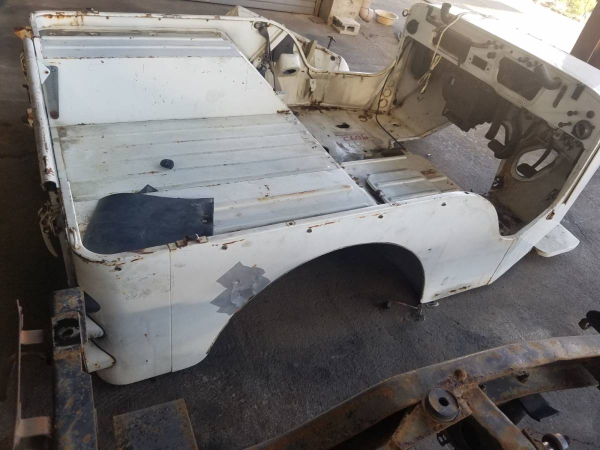 ジープ J54 ボディー(外装)｜売買されたオークション情報、yahooの商品情報をアーカイブ公開 - オークファン（aucfan.com）