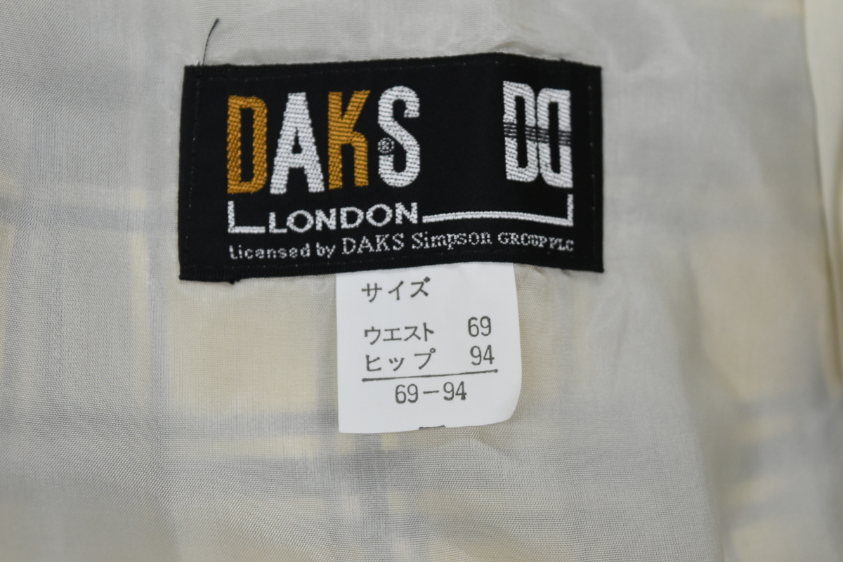 DAKS ダックス プリーツスカート 69cm-94cm レディース 定番チェック柄スカート 昭和レトロ ベージュ系 エントランス(スカート)｜売買されたオークション情報、yahooの商品情報 ...