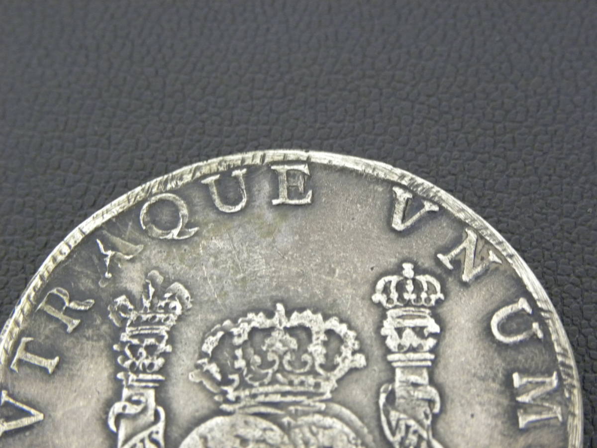 古銭祭 メキシコ 8レアル ピラーダラー 1756 MM フェルナンド 6世 銀貨 VTRAQUE VNUM FERDND Ⅵ D G ...