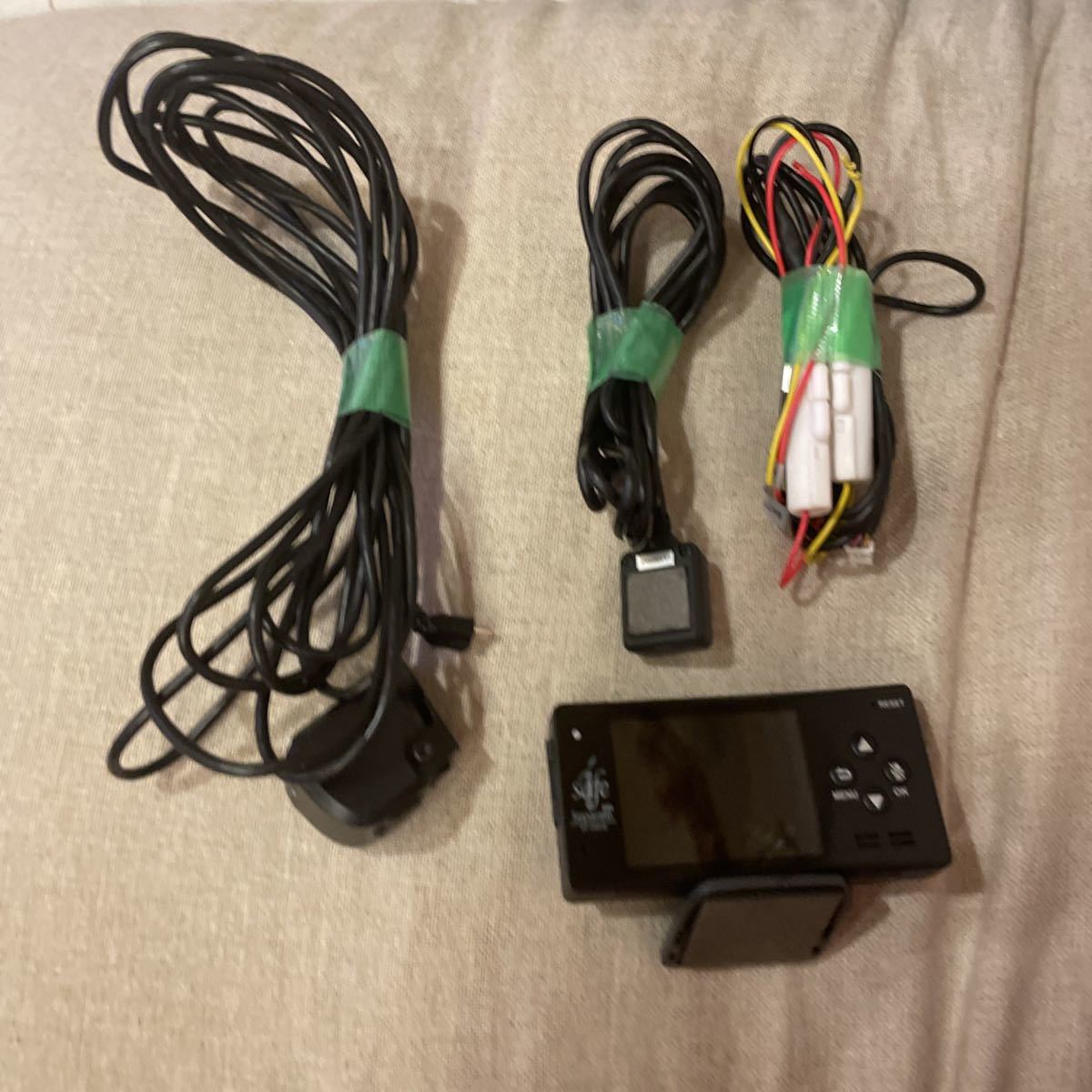 COMTEC コムテック DC-DR430 ドライブレコーダー(ドライブレコーダー)｜売買されたオークション情報、yahooの商品情報をアーカイブ公開 - オークファン（aucfan.com）