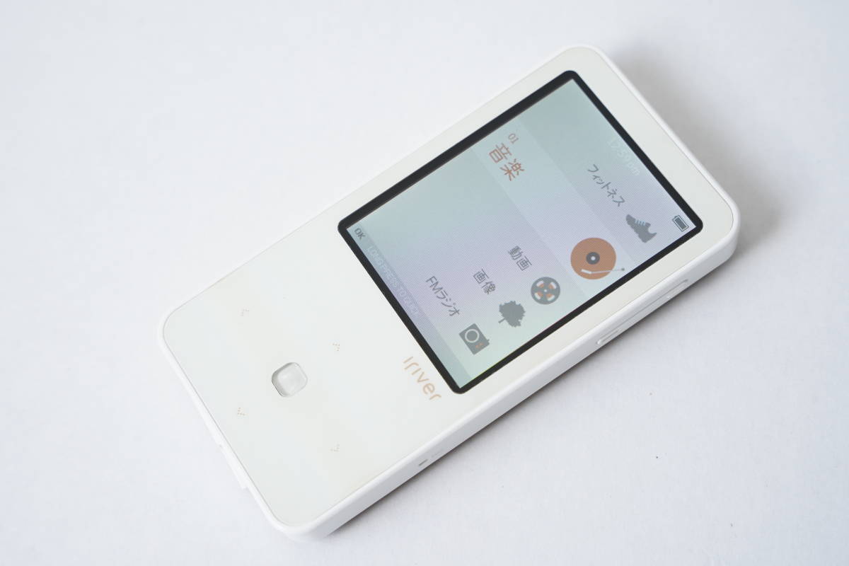 iriver アイリバー E300 ホワイト 8GB ミュージックプレーヤー ラジオ 録音 オーディオ ポータブル(本体)｜売買されたオークション情報、yahooの商品情報をアーカイブ公開 ...
