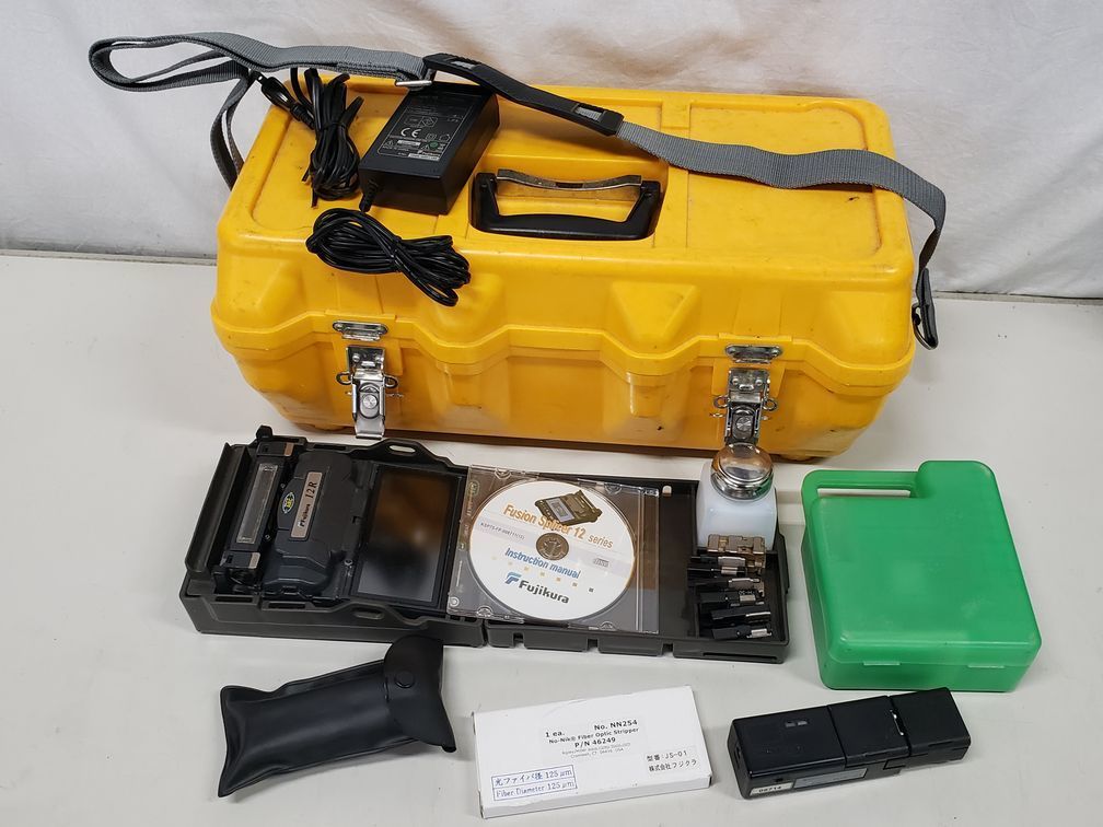 管P フジクラ Fujikura 小型多心光ファイバ融着接続機 12R HJS-03 CT-30 PS-02 JS-1 他付属有 放電回数 ...