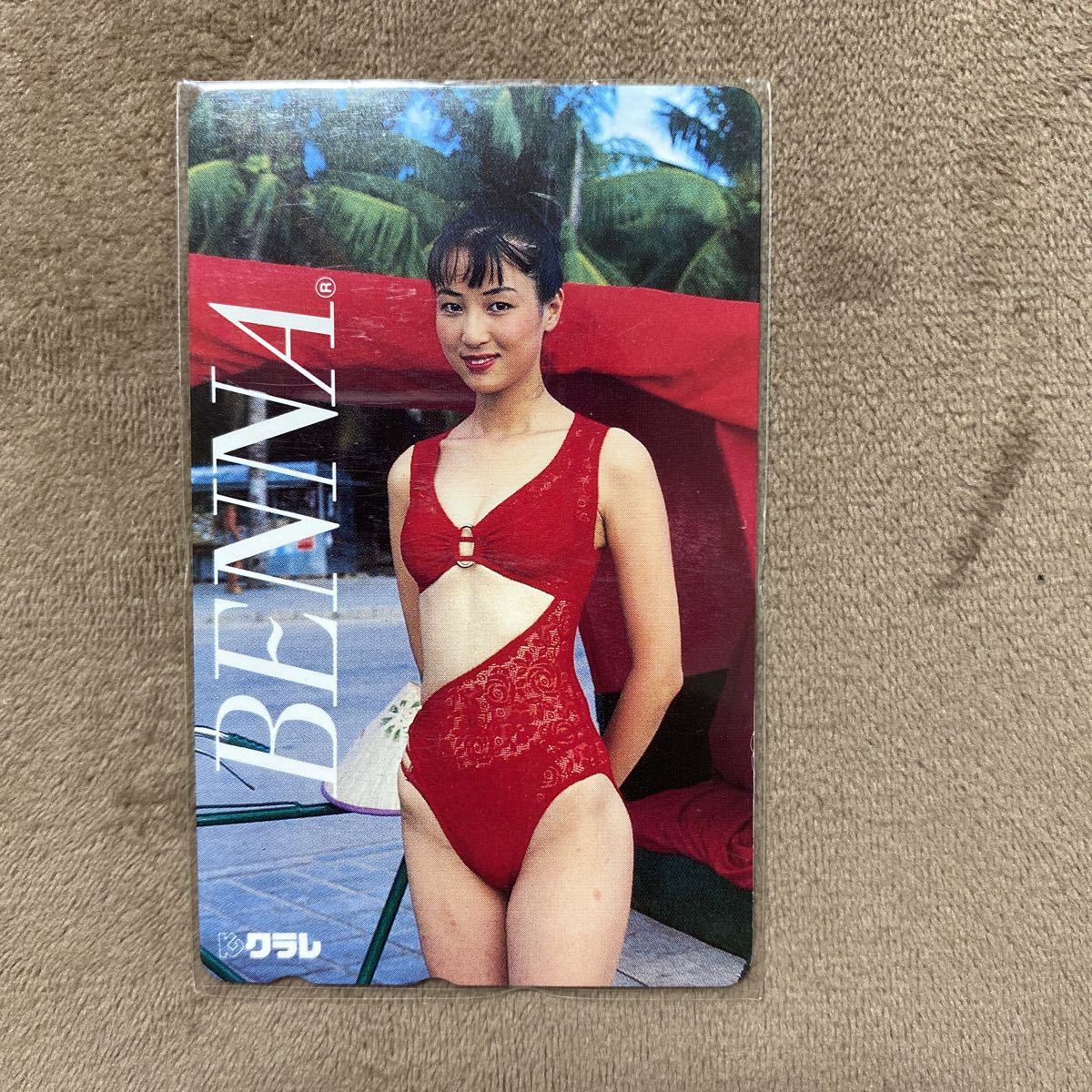 女性タレント BENNA 水着 クラレ 赤(テレホンカード)｜売買されたオークション情報、yahooの商品情報をアーカイブ公開 - オークファン（aucfan.com）