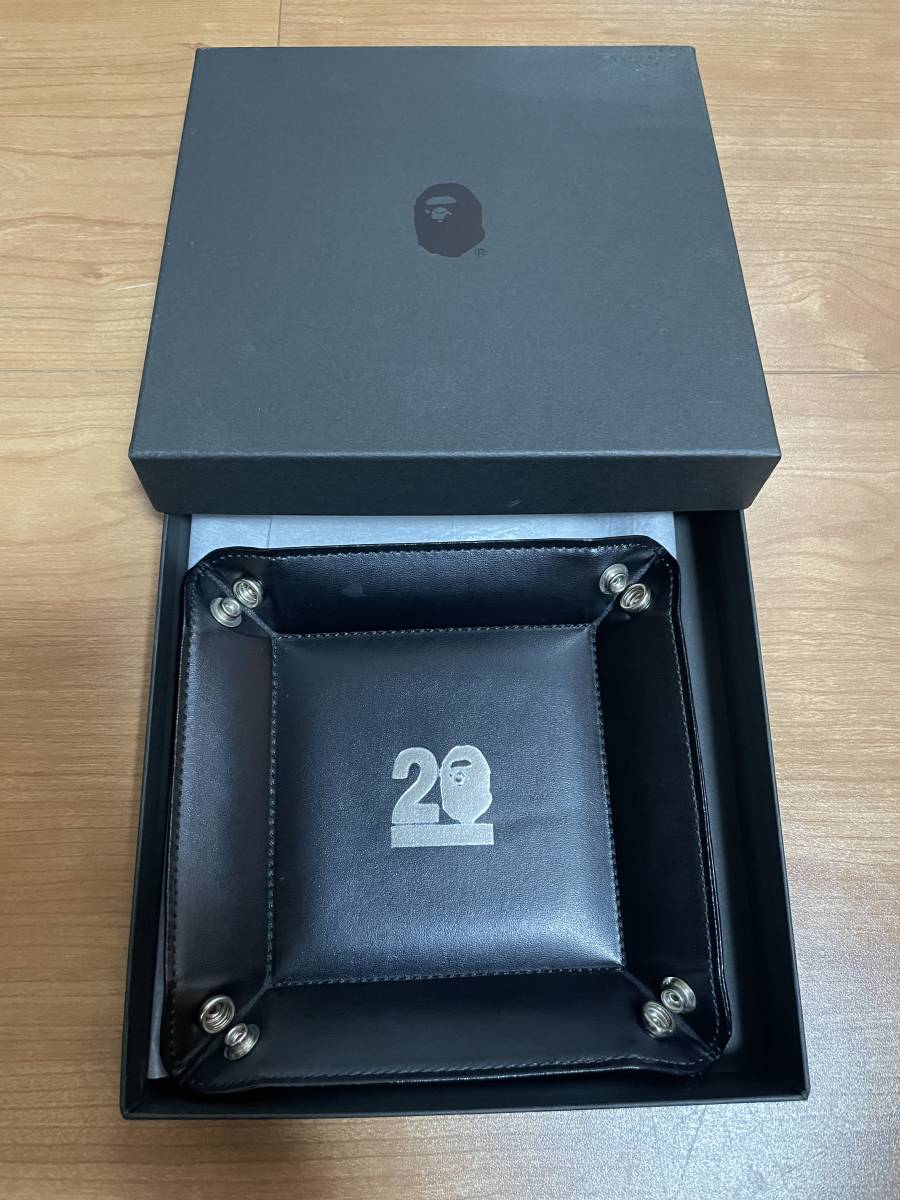 オマケ付 20周年 A BATHING APE トレイ TRAY BAPE 小物入れ トレー humanmade nigo バッグ ピンバッチ ...